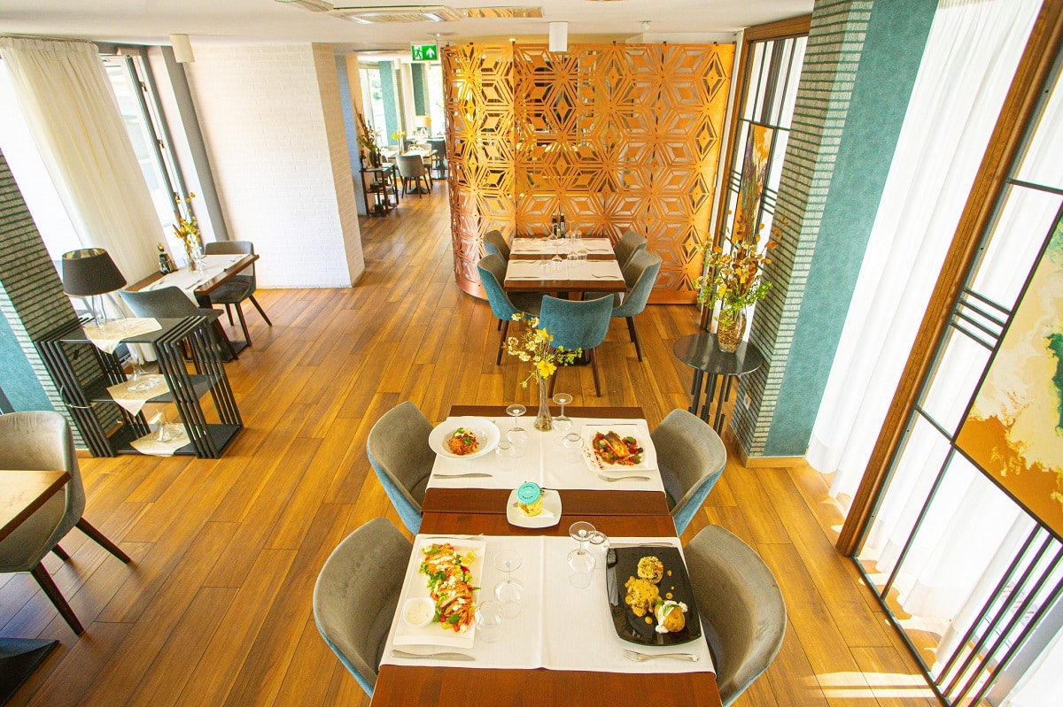 10+ restaurante din Oradea care să-ți încânte și privirea, și papilele ...