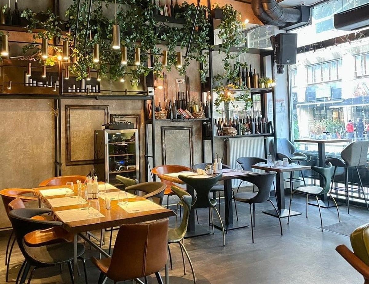 Restaurante de pe Calea Victoriei: locuri faine care chiar merită hype ...