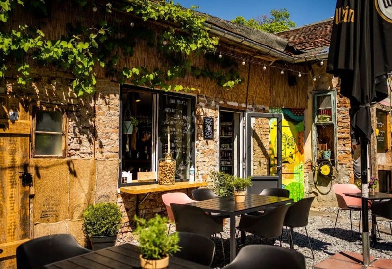 Restaurante din Cluj: 20+ localuri unde se mănâncă bine - Restograf