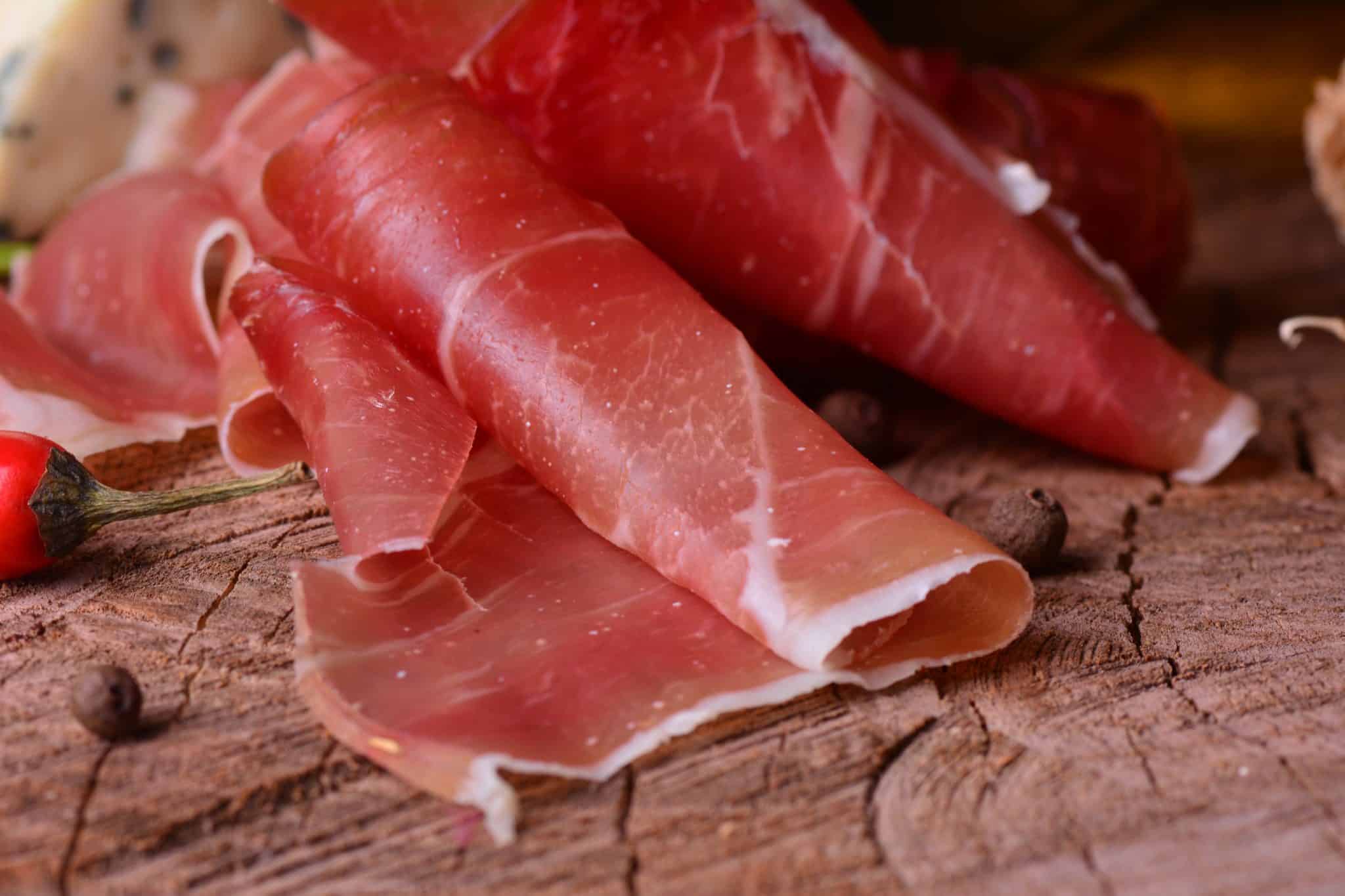 Care e diferența între jamon iberico și prosciutto - Restograf