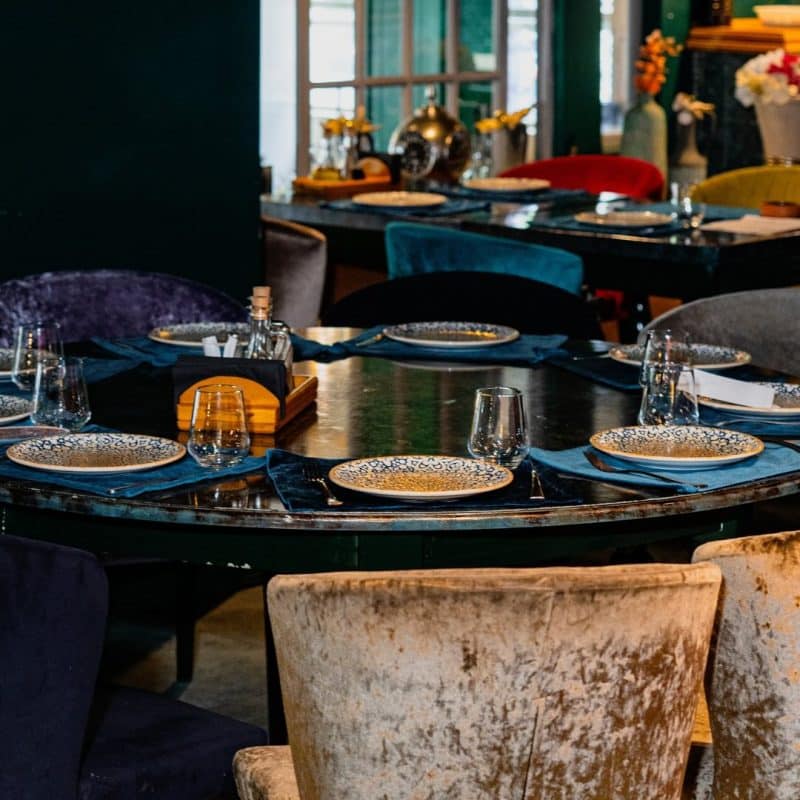 Restaurante libaneze must-try din București, pentru o experiență ...